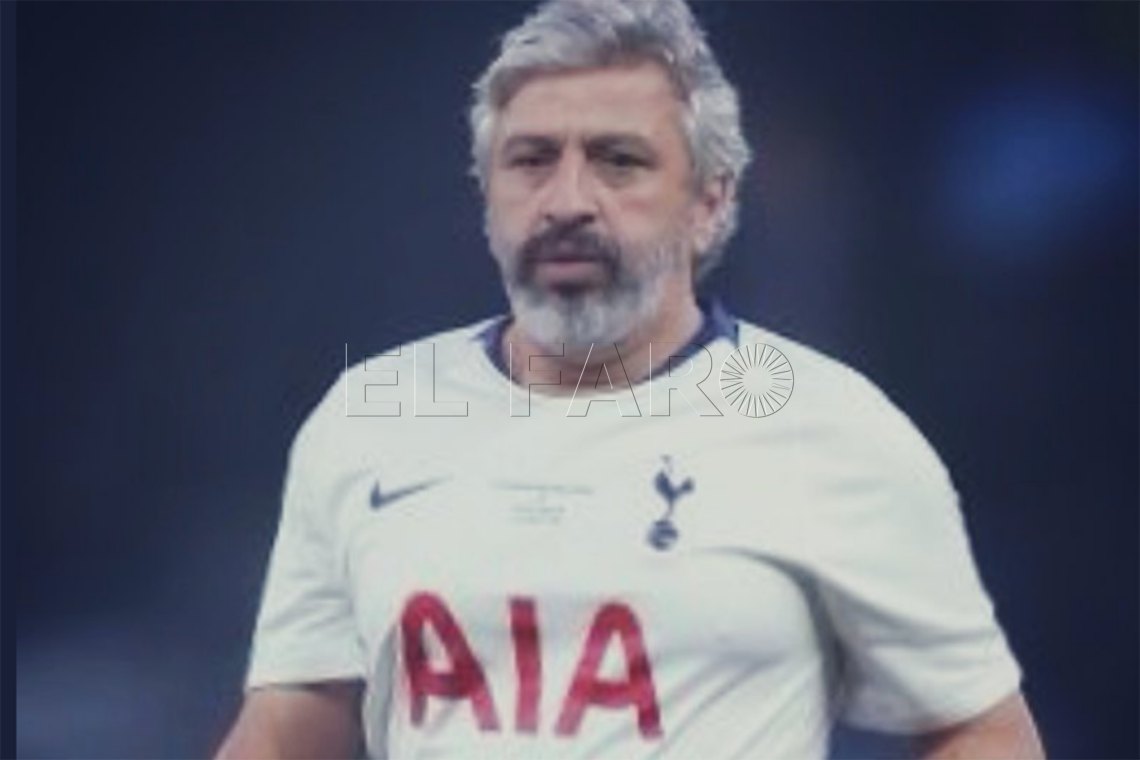 Nayim participa en la inauguración del nuevo estadio del Tottenham